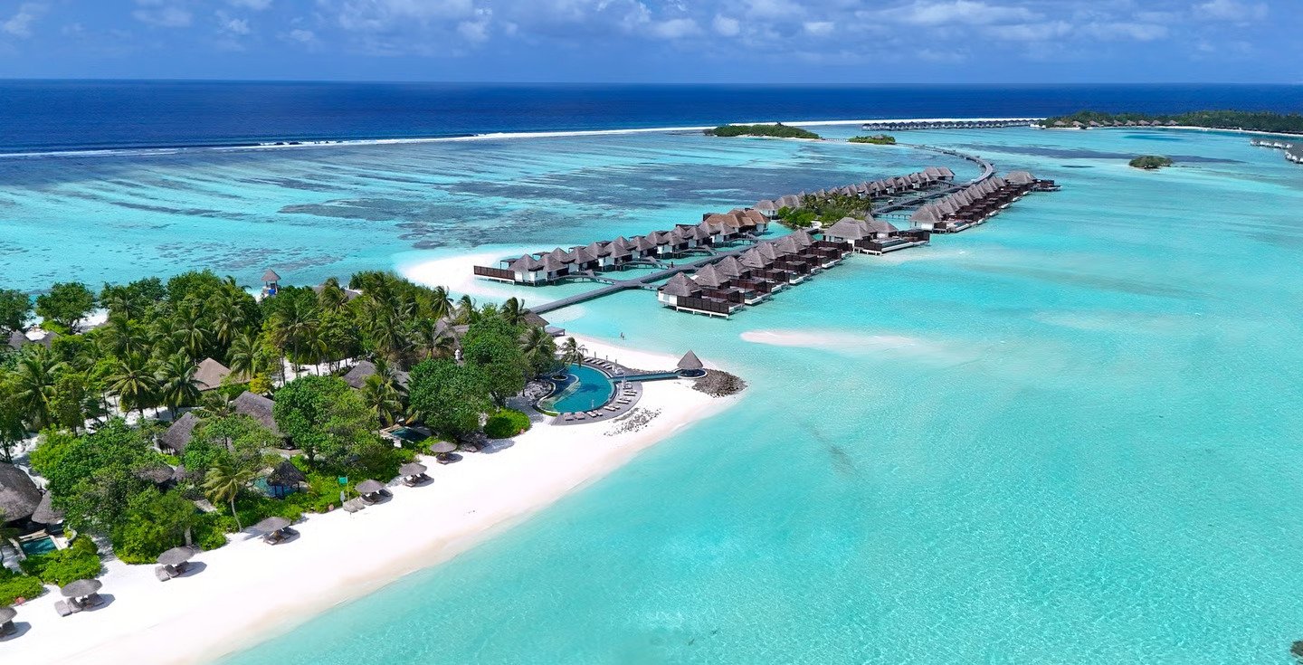 Four Seasons Maldives Kuda Huraa Review: Is it that good?